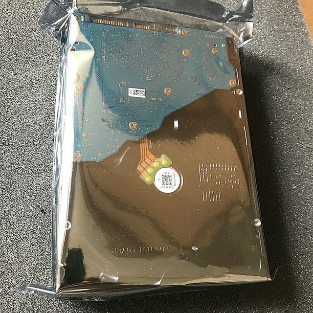 Toshiba Enterprise MG05ACA800E 8 TB SATA 6 Gb/s 3.5in. 128mb HDD for ...