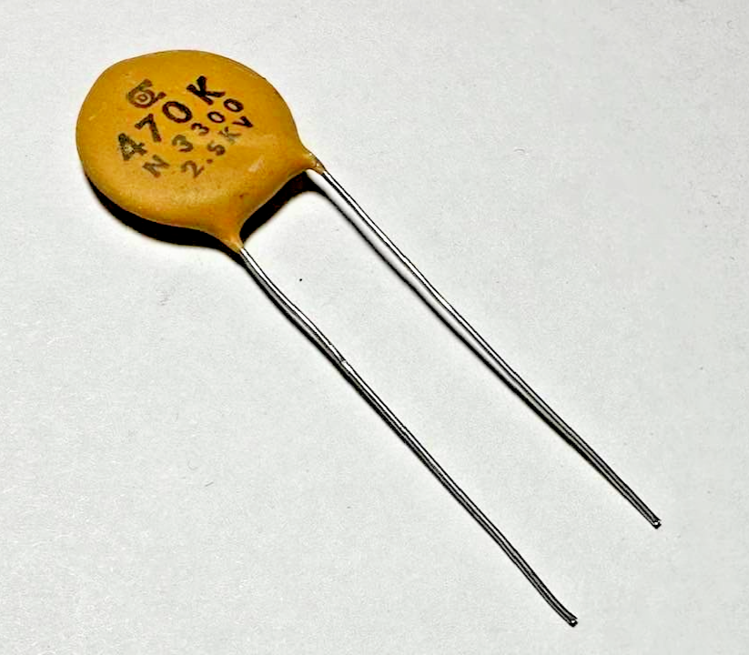8X - 470pF @ 2500V (N3300) 10% **DIELECTRON** Ceramic Disc Capacitor ...