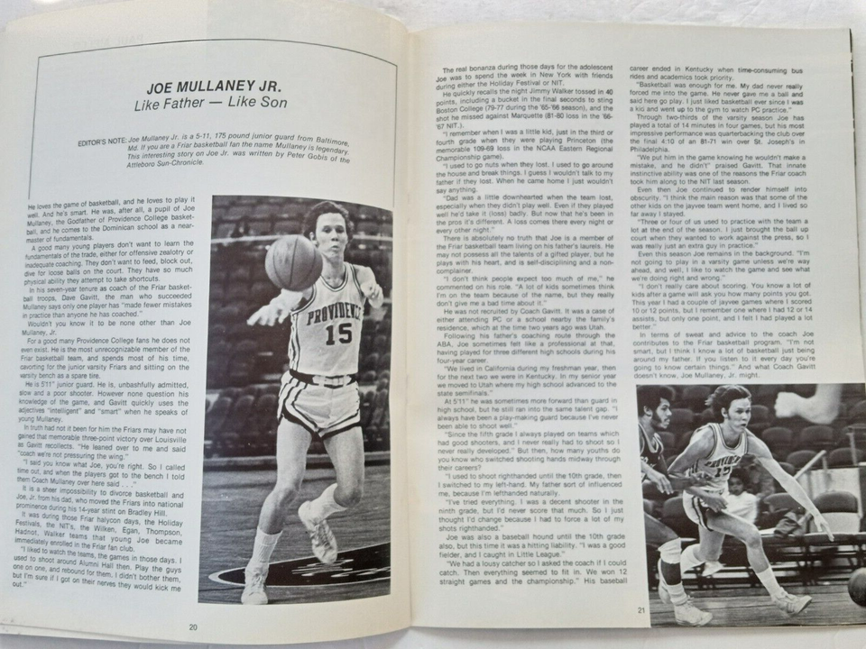 PROVIDENCE COLLEGE FRIARS 1976-1977 Basketball Yearbook DAVE GAVITT ...