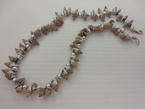 Hawaiian Taupe Speckled Conch Sea Shells Silver Bead Choker Necklace 18 ...