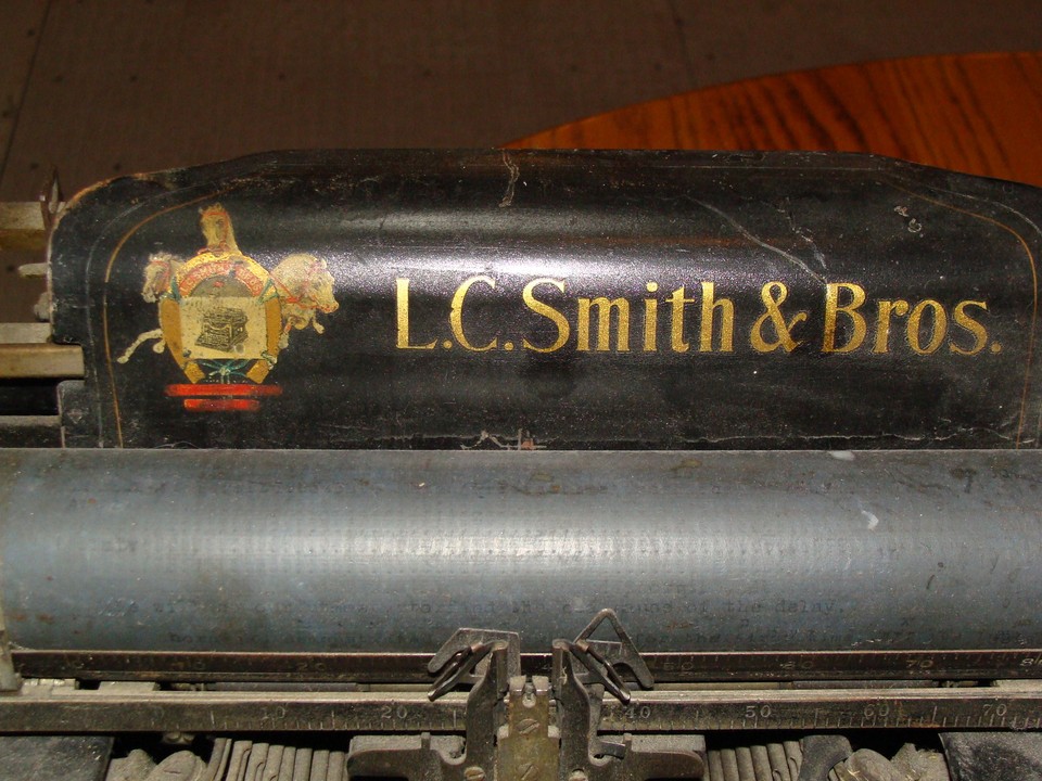 VINTAGE ANTIQUE TYPEWRITER L.C. SMITH & BROTHERS | eBay