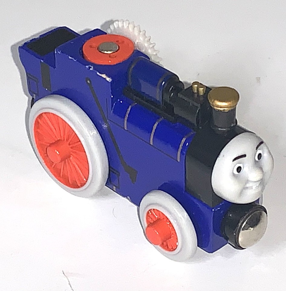 Thomas & Friends Fergus 3 inch Wood Magnet Train Gullane 2006 | eBay