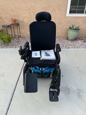 Quantum J4 power wheel chair with control. Great condition, color blue ...