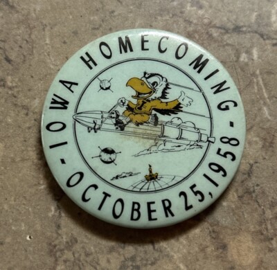 University of Iowa Hawkeyes 1958 Homecoming Button | eBay
