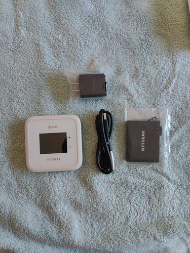 Netgear Nighthawk M6 MR6110 5G WiFi 6 Mobile Hotspot AT&T GSM 🔓 ...