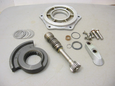 OMC Stringer 400 800 Upper Gearcase Steering Worm Wheel & Gear Assy ...