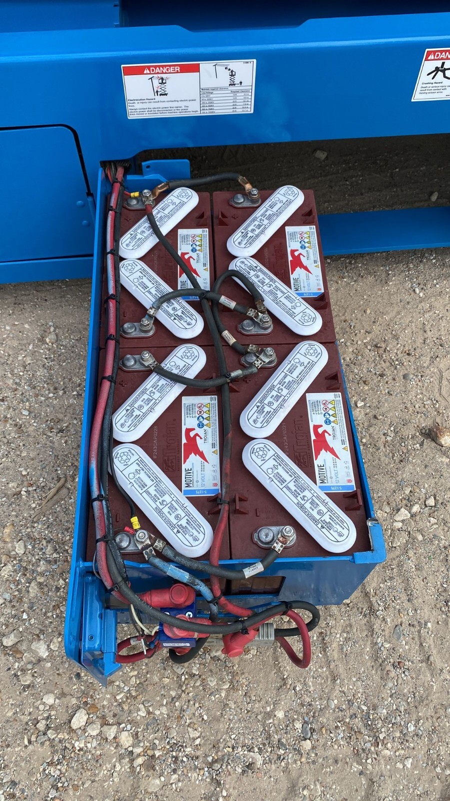 GENIE GS 4047 ELECTRIC SCISSOR LIFT REFURBISHED WARRANTY DEALER ie JLG ...