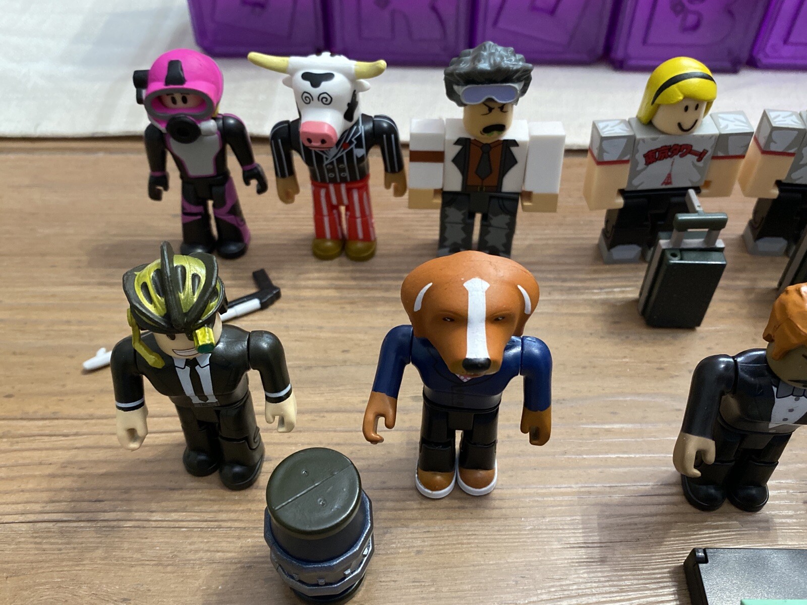 Lot of 12 ROBLOX Minifigures Celebrity and Series 5 with Boxes —No ...