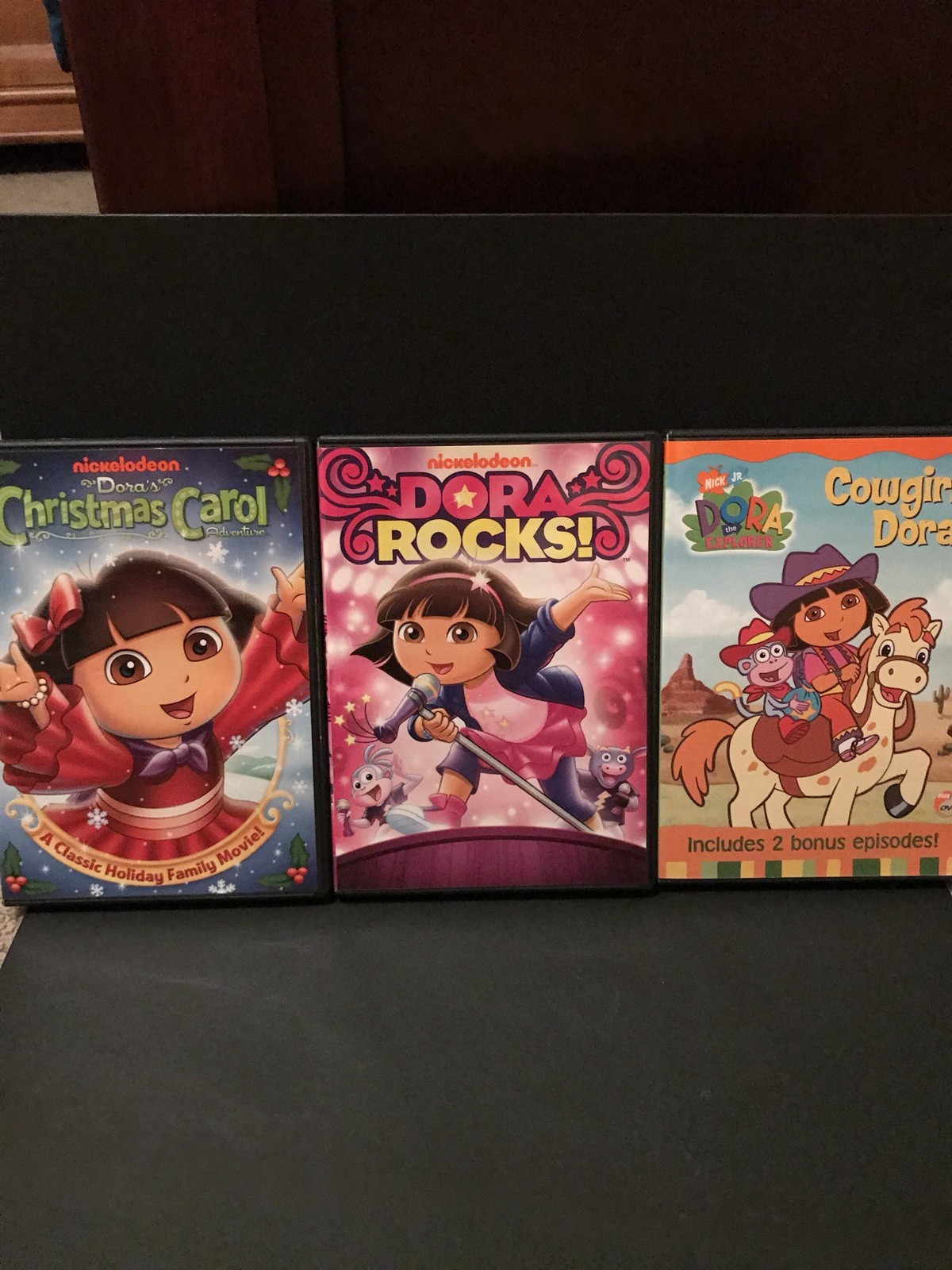 ***Dora the Explorer Children DVDs***Christmas Carol, Dora Rocks ...