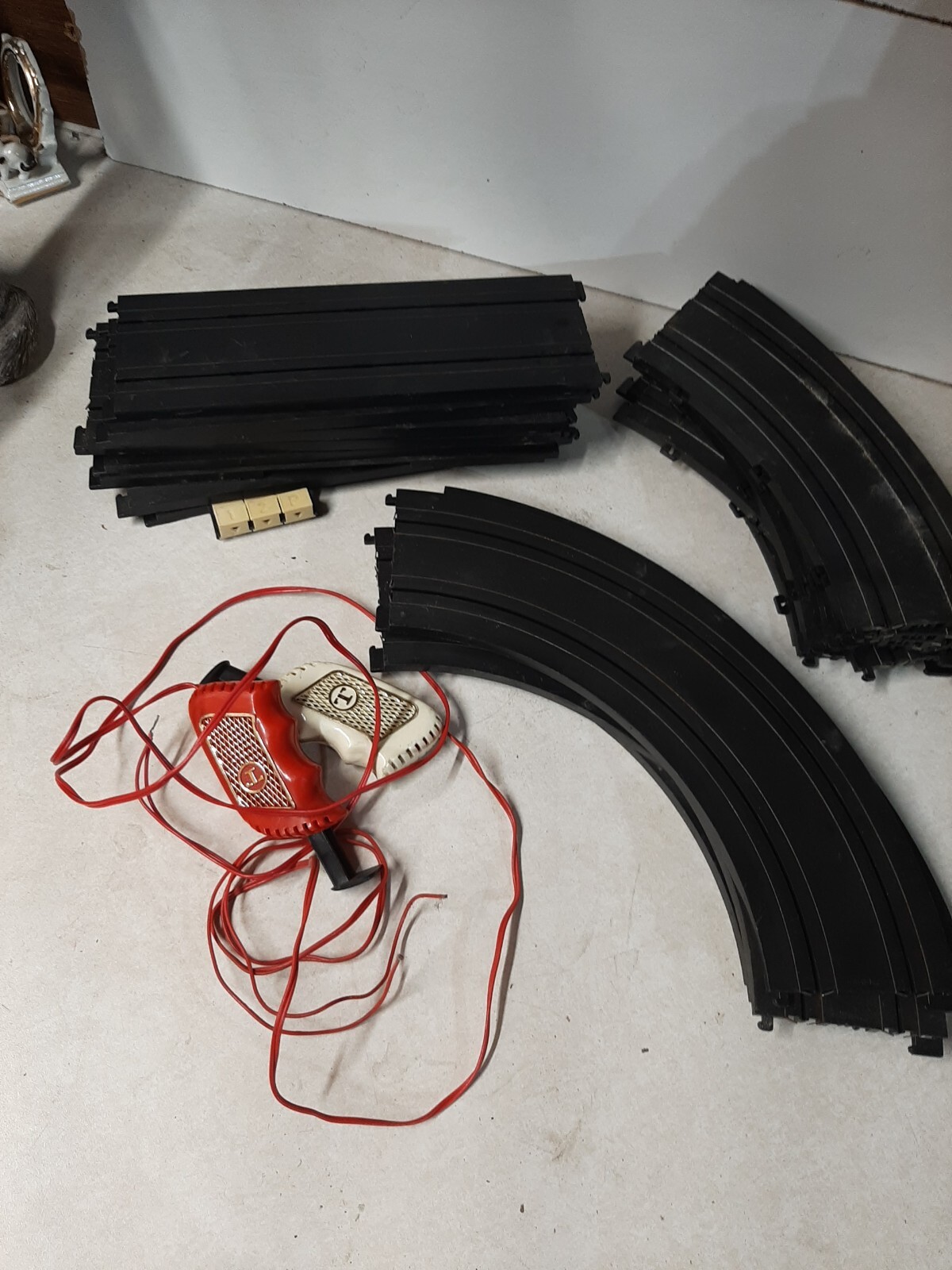 Vintage Lot Of 19 tyco Slot Car Track Pieces+controllers,8 straight ...