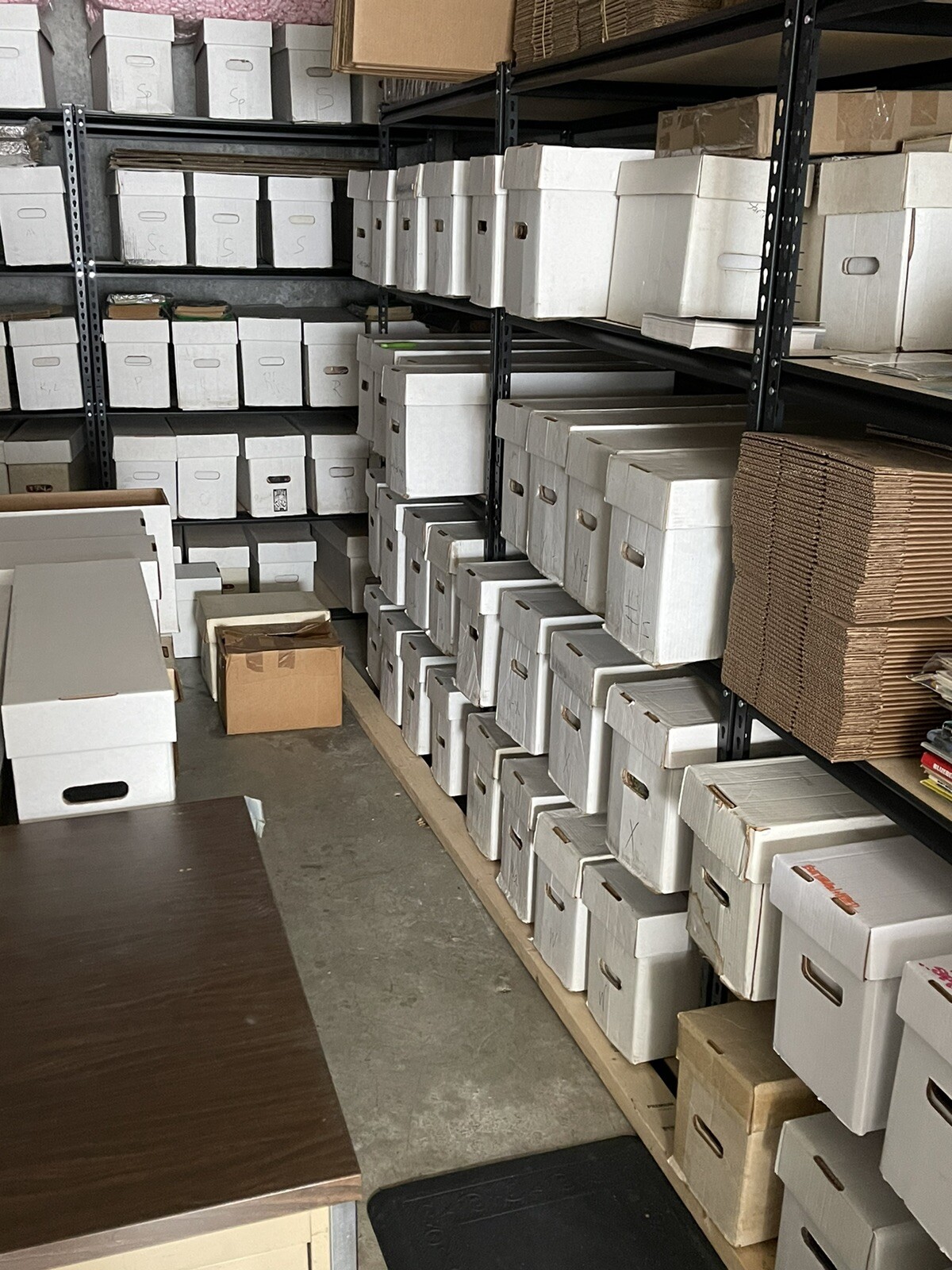 Huge Lot Of Comics - Storage Unit Find - Free Shipping! Comic Book Lots ...