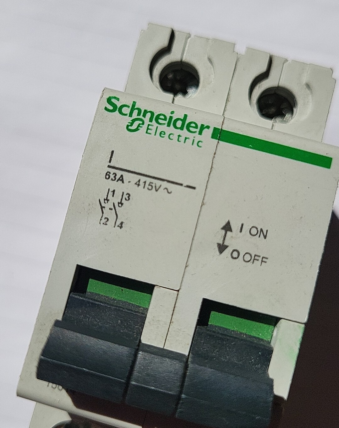 SCHNEIDER ELECTRIC 15014 3 Phase 415v 63A Double Pole Switch ...