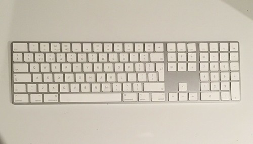 A1843 Apple Magic Keyboard With Numeric Pad 1x White Replacement Key ...
