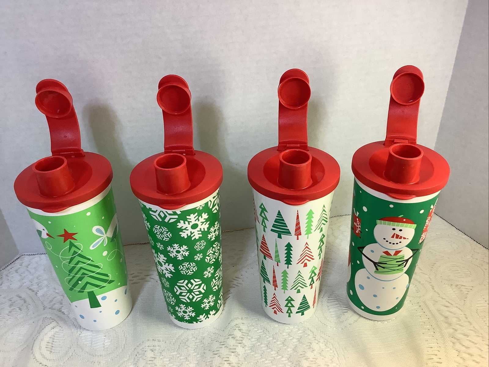 Tupperware 16 oz Tumbler Flip Top Lid 5107 Jolly Holiday Christmas Tree ...