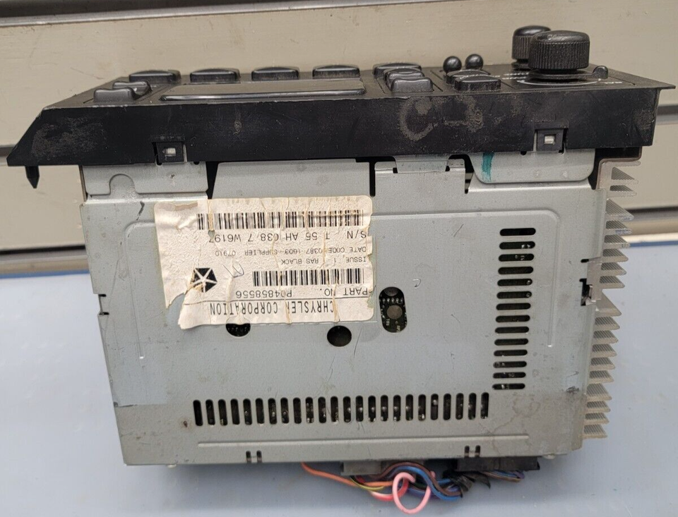 🔥84-02 Cherokee Caravan Dodge Ram Wrangler DASH AM/FM CASSETTE RADIO ...
