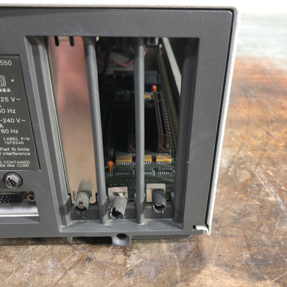 Vintage IBM Personal System/2 PS/2 Model 50 Z Type 8550 Computer Powers ...