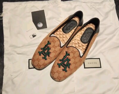 Last Pair 🔥🔥🔥GUCCI/ LA GG MLB Dodgers LOGO CANVAS LOAFERS Size 9 1/2 US ...