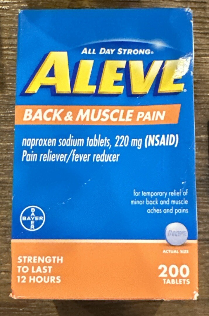 ALEVE Back & Muscle Pain Reliever Naproxen Sodium Tablets 220 MG 200 ...
