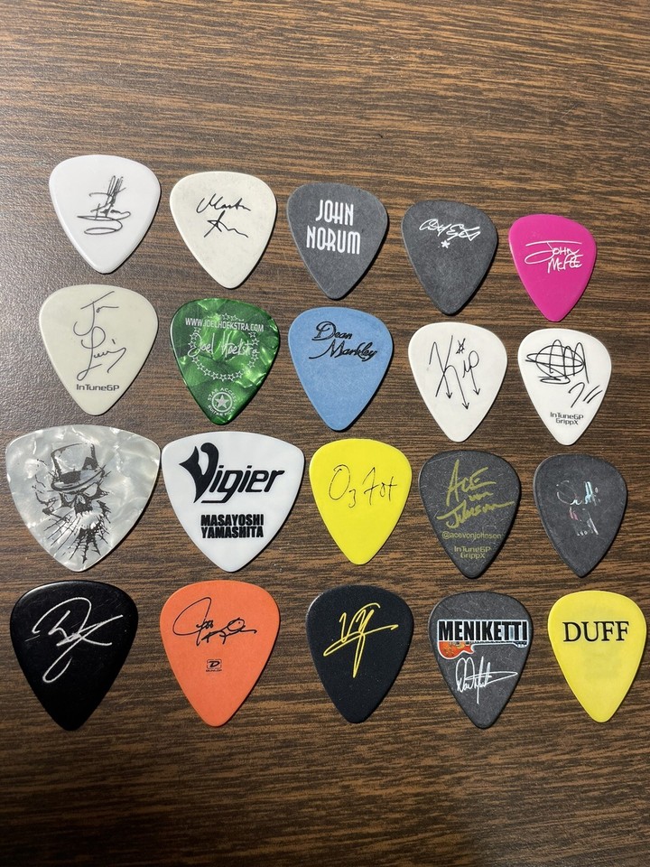 guitar pick collection lot | eBay
