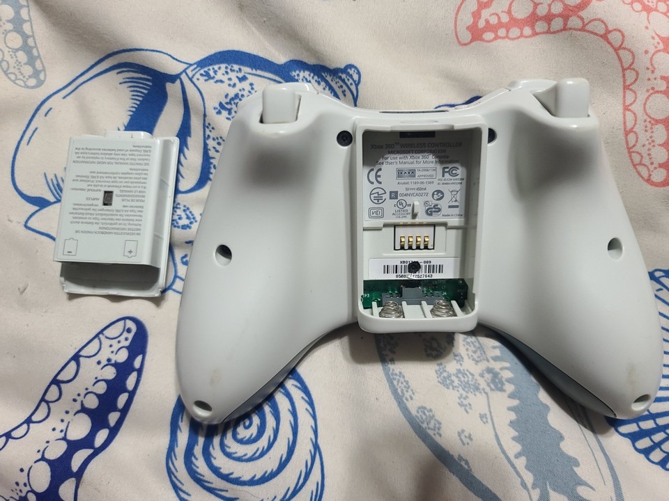 Tested OEM Microsoft XBOX 360 & PC Windows White Wireless Controller ...