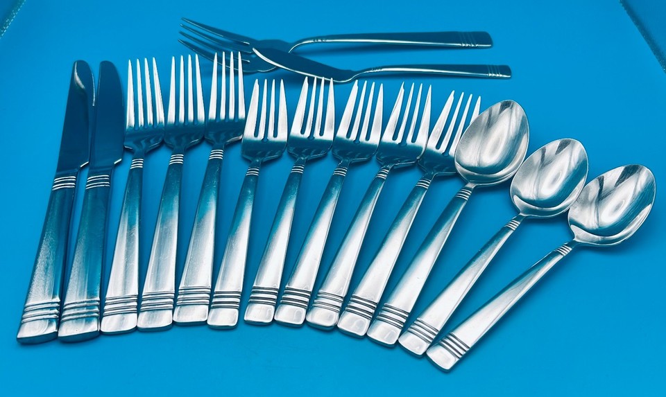 15 Pc Reed & Barton LONGWOOD Stainless Flatware Silverware Mixed Lot | eBay