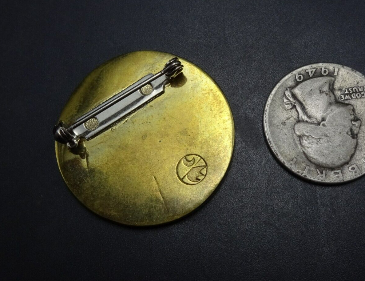 Andrew Shows & Turza Wells HAND CARVED BEAR INLAY PIN/BROOCH set in ...