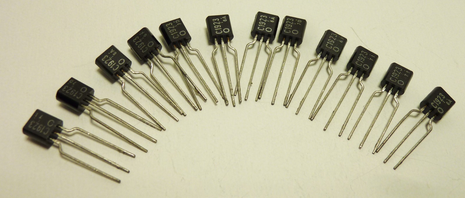 2SC1923 / TRANSISTOR / TO92 / 5 PIECES (QZTY) | eBay