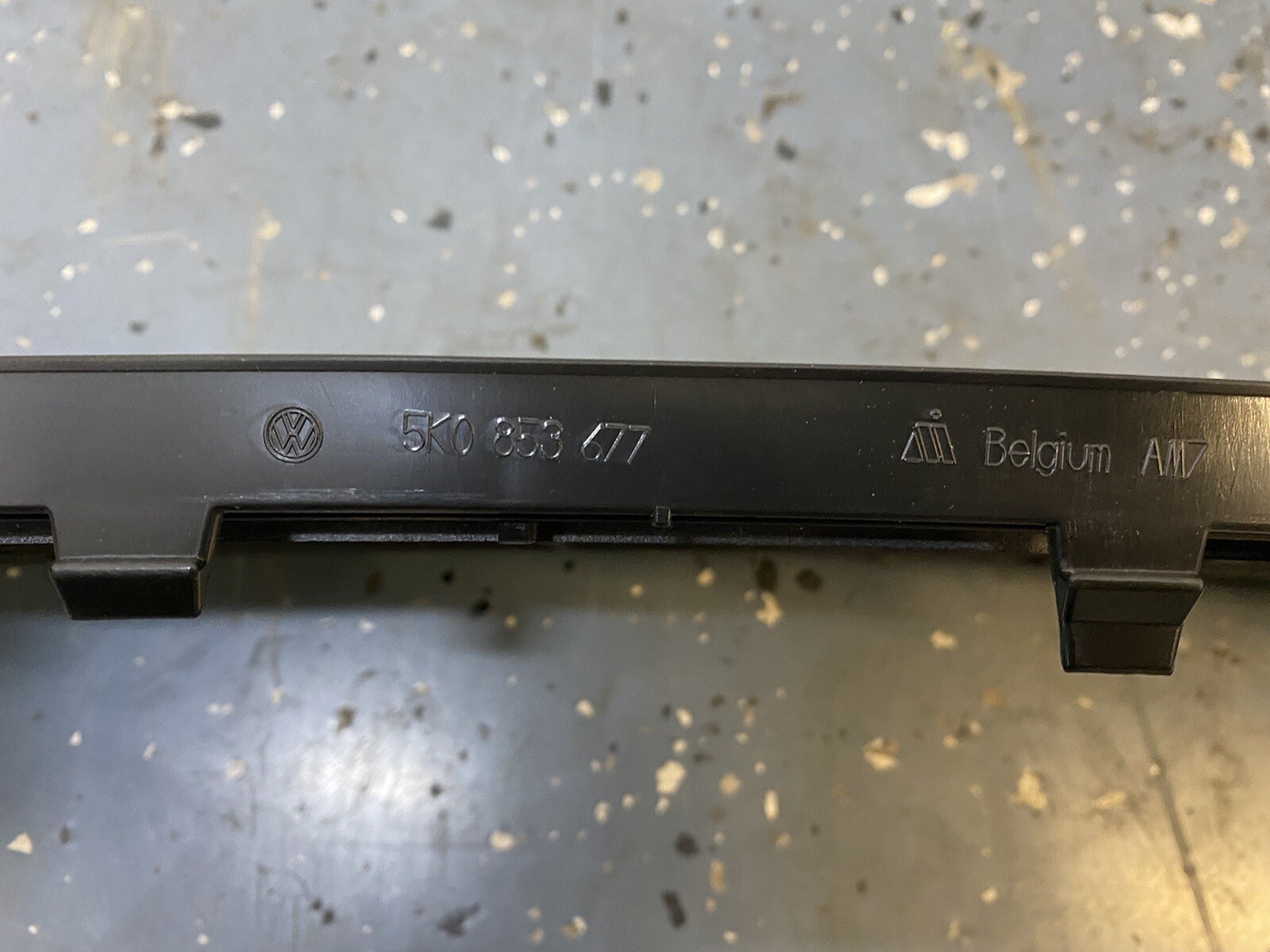 VW Golf 6 Golf 6 Cabrio Lüftungsgitter Mitte Chrom 5K0853677 | eBay.de