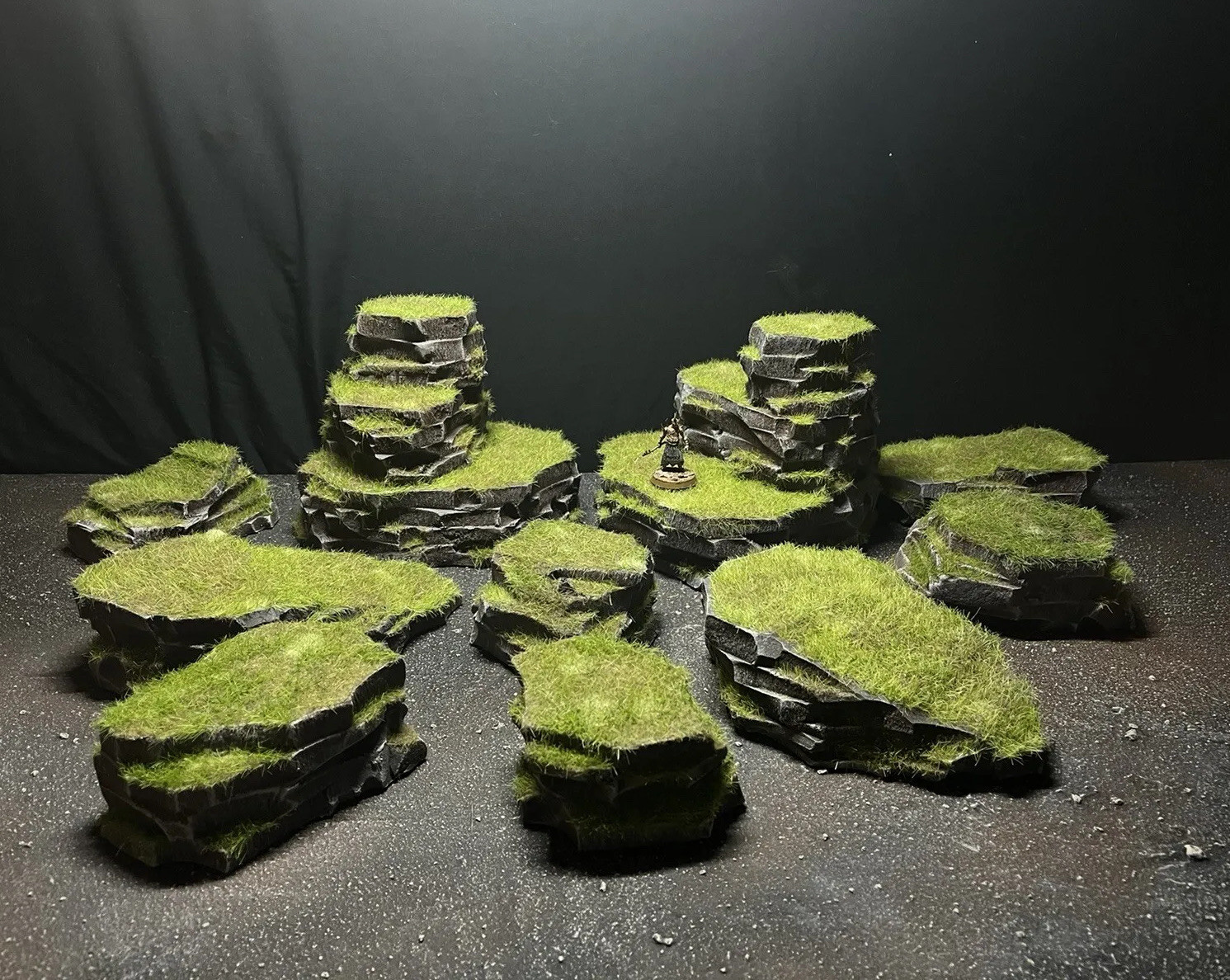 Wargaming Warhammer 40k Compatible Terrain set of grass hills Fully ...