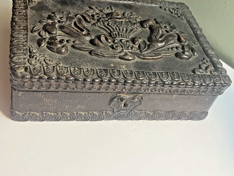 Late 19th Century Victorian Carved Urn w-Flowers Sewing Box | eBay