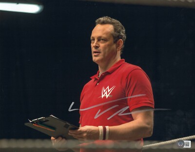 Vince Vaughn Signed 11x14 Photo Fighting With My Family Autograph ...