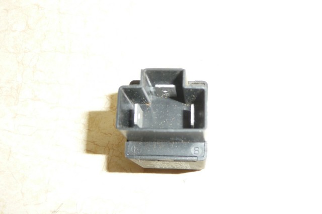 Toyota Pickup Truck Tacoma 4Runner 4-way FLASHER RELAY 81980-02010 ...