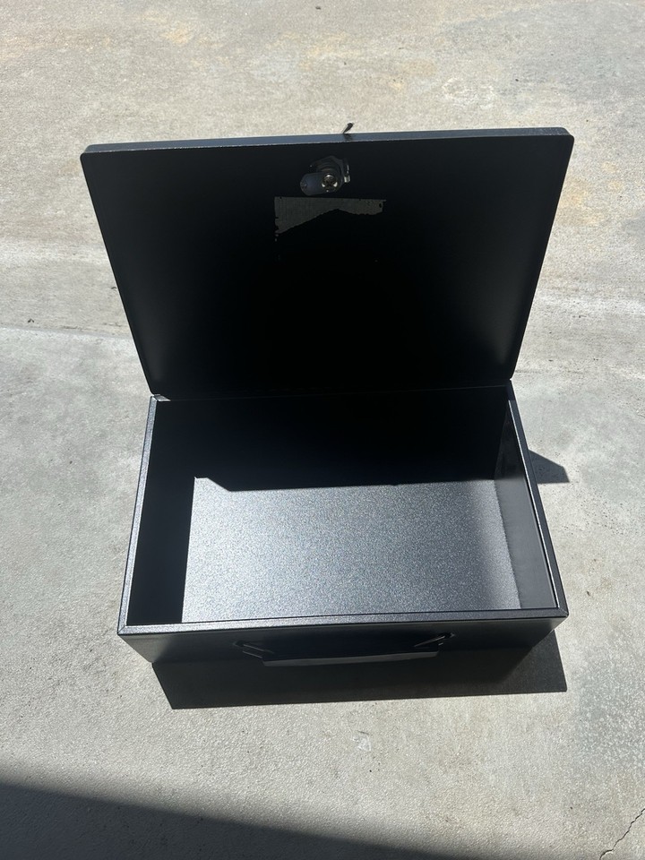 USED BRINKS HOME SECURITY BOX WITH KEY | eBay