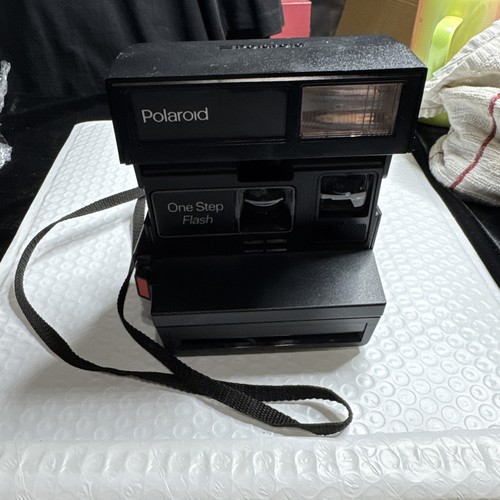 Vintage Polaroid One Step Flash 600 Plus Camera, Black W/ Strap | eBay