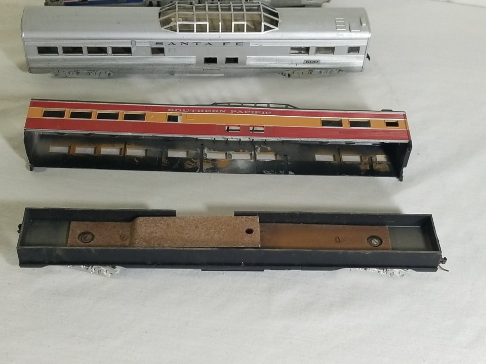 ATHEARN HO SOUTHERN PACIFIC SANTA FE STREAMLINED VISTA DOME AMTRAK ...