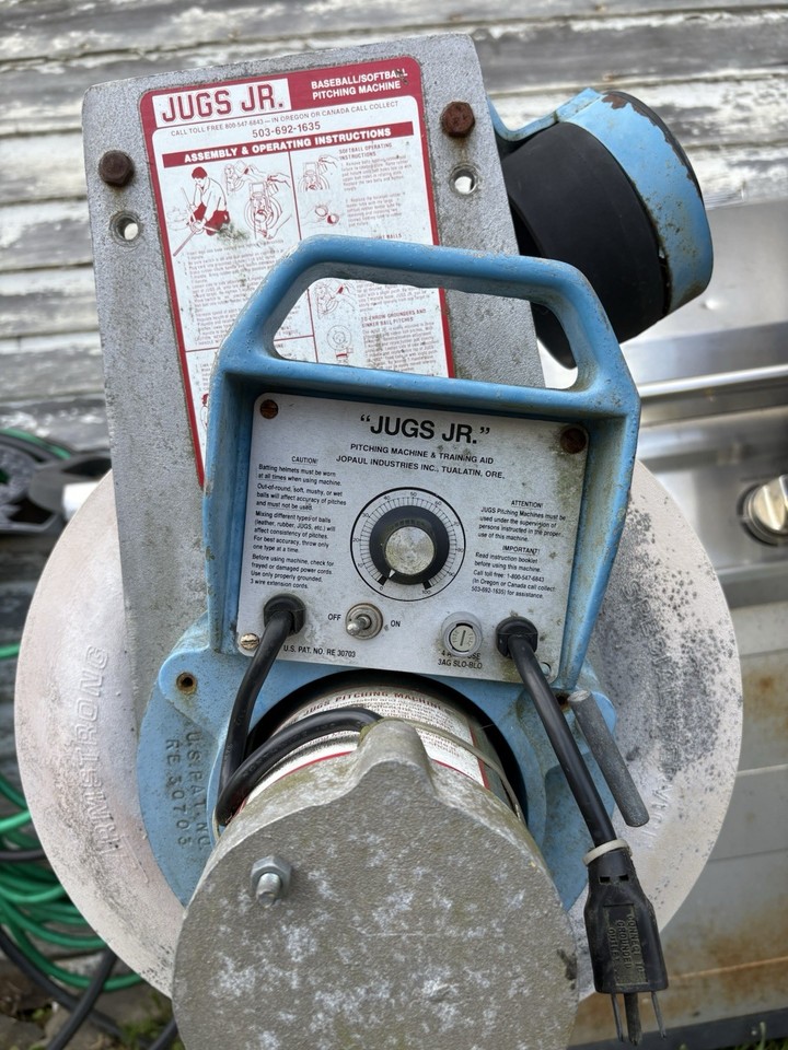 Jugs JR Baseball/softball Pitching Machine | eBay