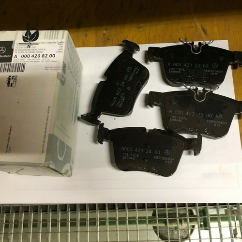 A0004208603 ORIGINAL Mercedes-Benz Bremsbeläge Bremsklötze C-KLASSE ...