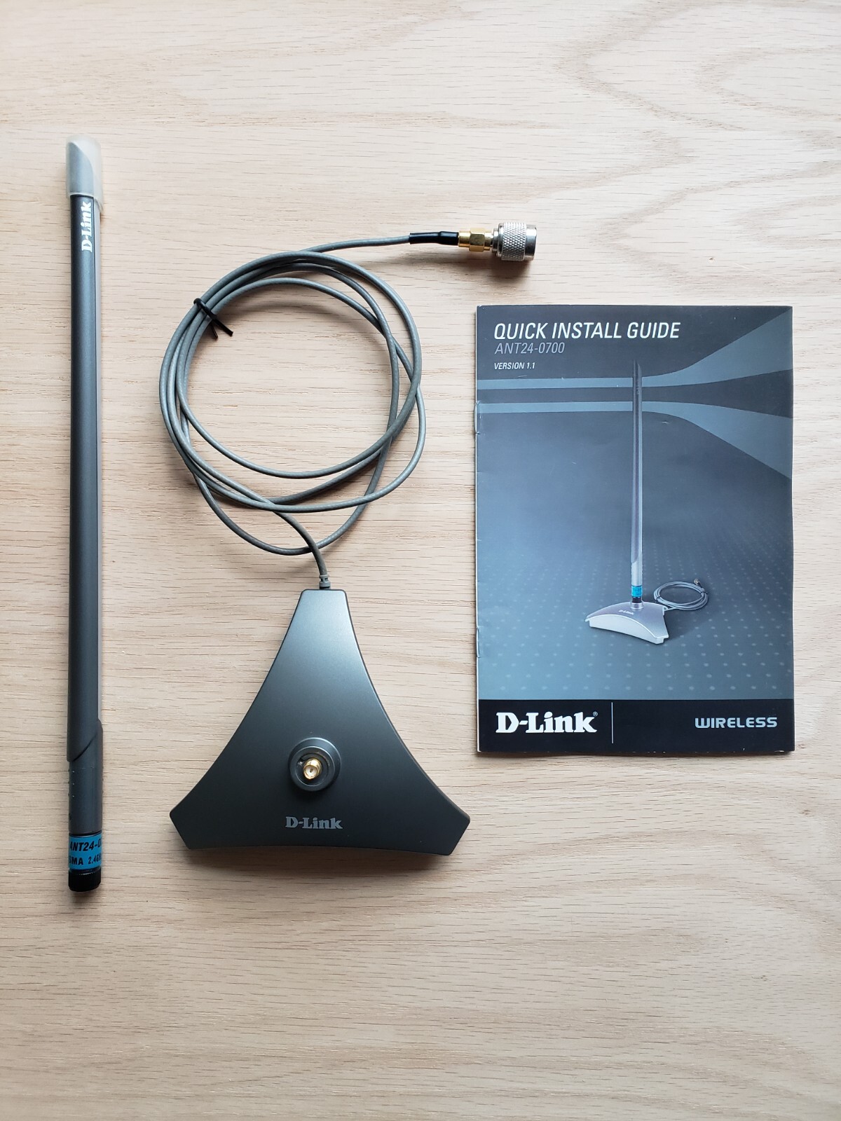 D-Link ANT24-0700 ~ 7dBi Omni-Directional Indoor Wifi Antenna ...