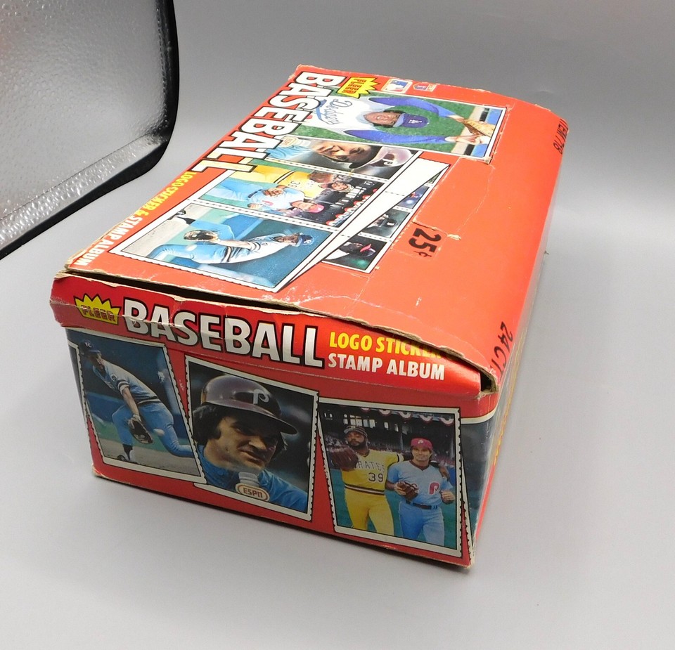1982 Fleer Baseball Logo Sticker & Stamp Albums ~ Complete Box with 24 ...