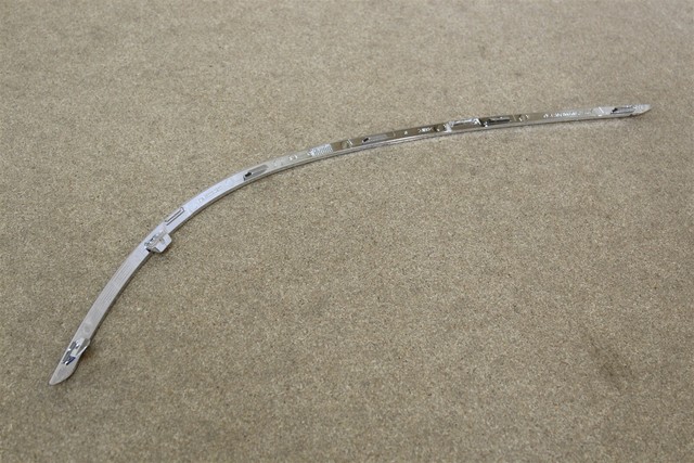 MB C W204 Front Bumper Right Chrome Moulding Trim A2048853821 Genuine ...