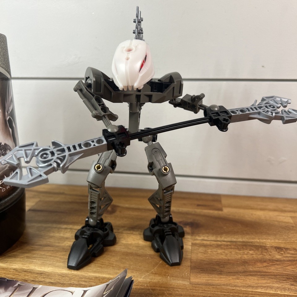 LEGO Bionicle - 8591 Rahkshi Vorahk NEAR Complete w/ Manual & Canister ...