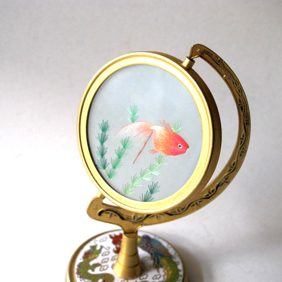 Chinese Handmade Suzhou 2 Sided Silk Red Fish Embroidery Screen under ...