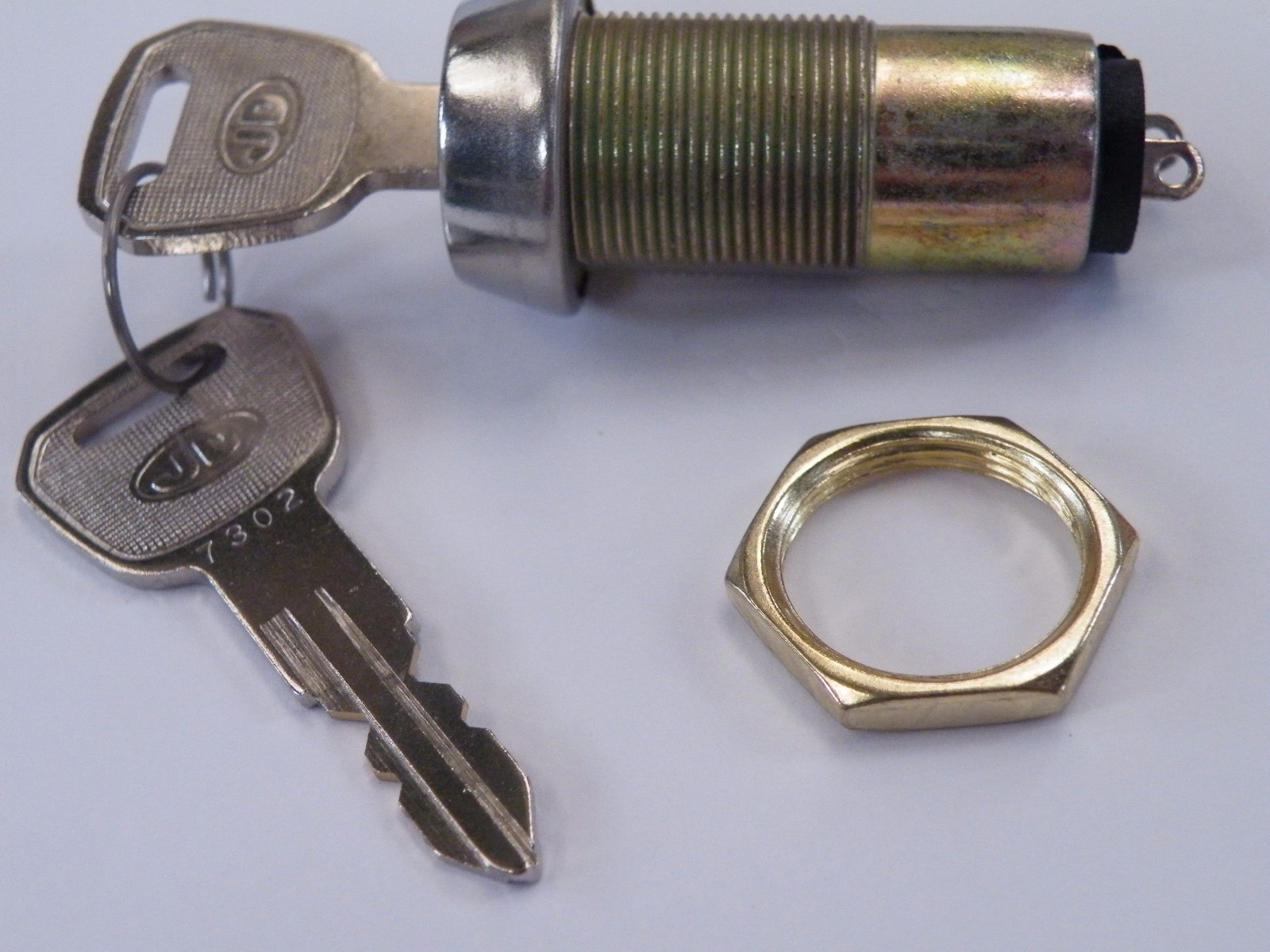 2 Position Key operated switch on/off SPST Common Key 7306 Car Auto 60g ...