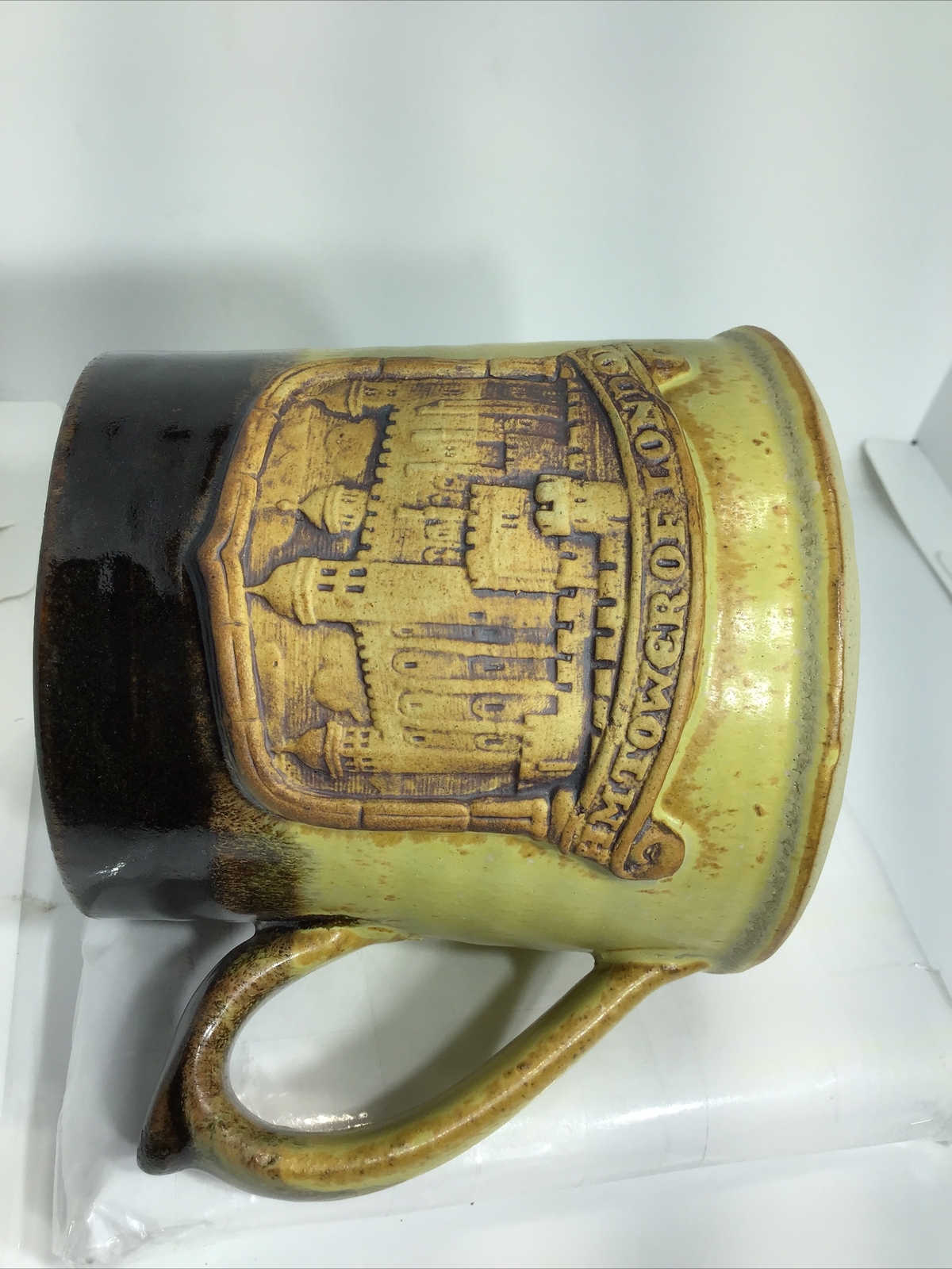 HM TOWER OF LONDON COFFEE MUG. HM TOWER OF LONDON MUG. EMBOSSED Deco 3D ...