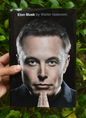 Elon Musk Biography Signed Walter Isaacson First Edition UCSB Arts ...