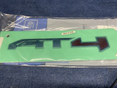2019- 2023 GMC Canyon Front Door AT4 EMBLEM 84913746 NEW AK | eBay