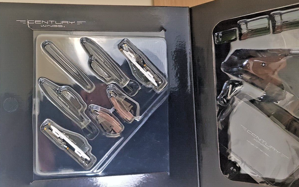 Century Wings 1/72 CW 001632 A-7D Corsair II USAF 75th TFS Tiger Shark ...