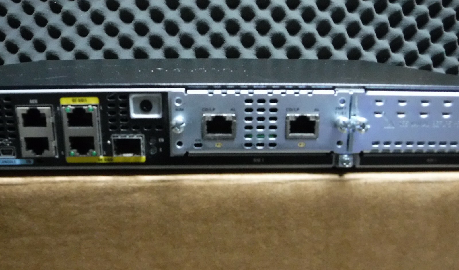 CISCO ISR4321/K9 Router NIM-2MFT-T1 IPBase 4321 Not Affected FP *1-YR ...