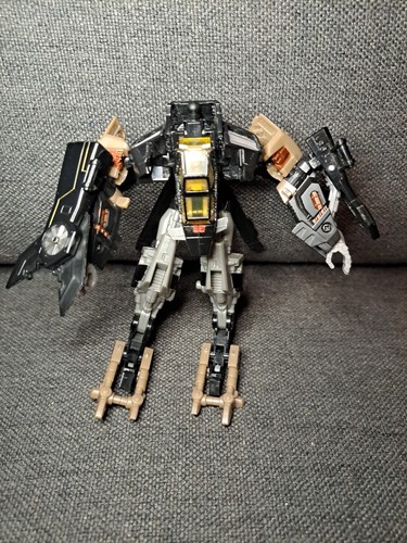Transformers Generations Hunt for the Decepticons Tomahawk Deluxe ...