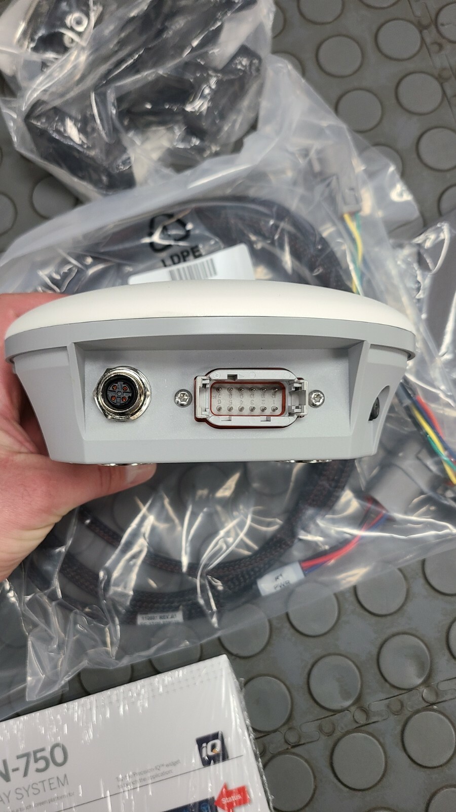 Trimble GFX 350 Display & Extremely Accurate NAV 500 GPS Receiver ...